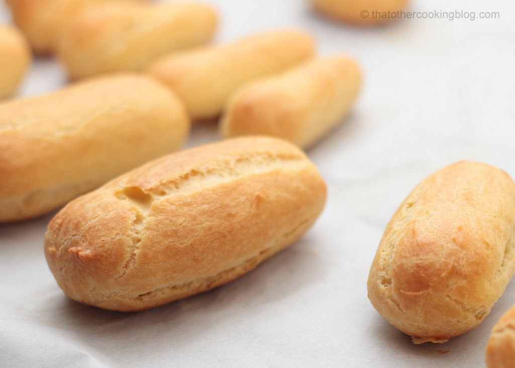 Éclairs : Pastry Cream : Chocolate Glaze - thatOtherCookingBlog