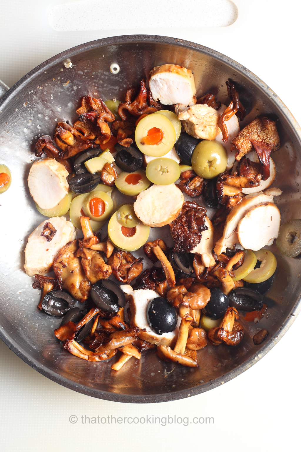 Rabbit Ragout with Fresh Tagliatelle Pasta : Chanterelles, Olives and ...